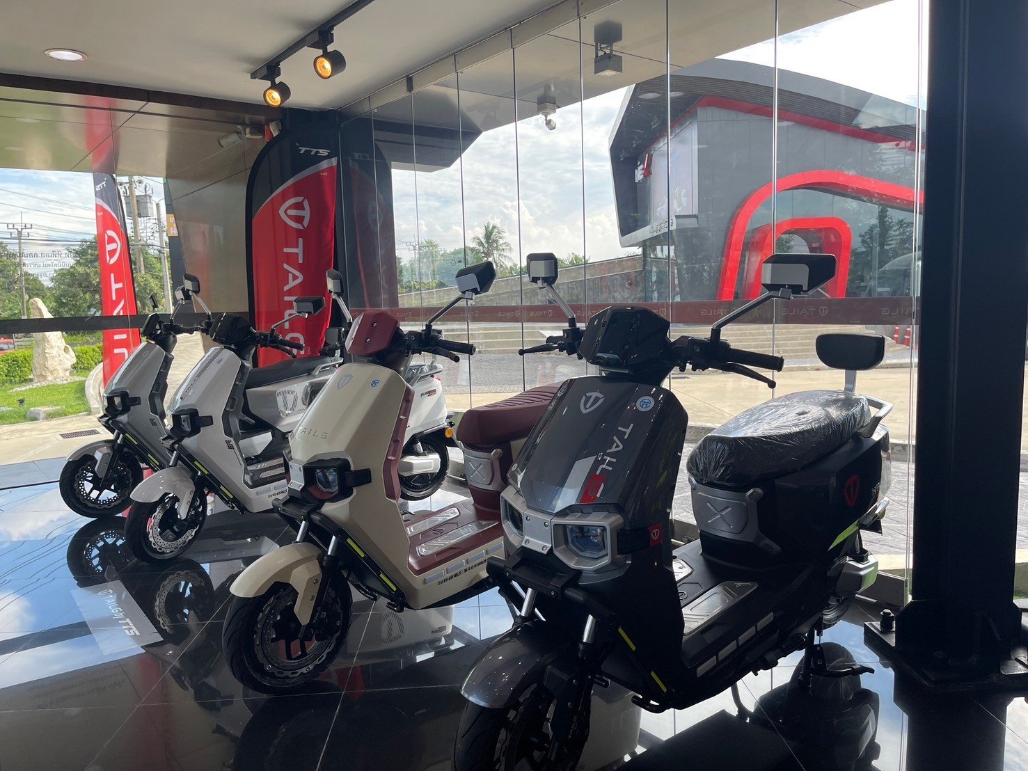 TAKUNI ลุยมอเตอร์ไซค์-จักรยานไฟฟ้าผนึกพันธมิตรให้บริการเช่าซื้อ ตั้งเป้าปีนี้ขยายเครือข่าย 100 ...